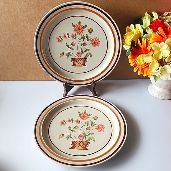 Newcor | Dining | Vtg Set Of 2 Newcor Stoneware Tradition Floral Dinner ...
